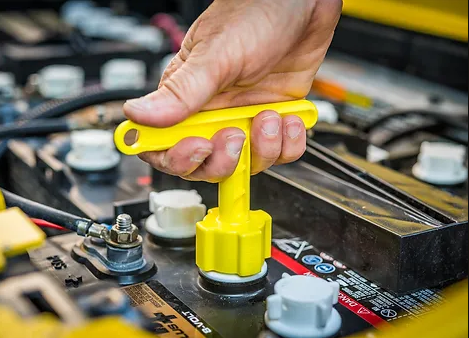 Cap-Off Battery Maintenance Tool | BRS Battery